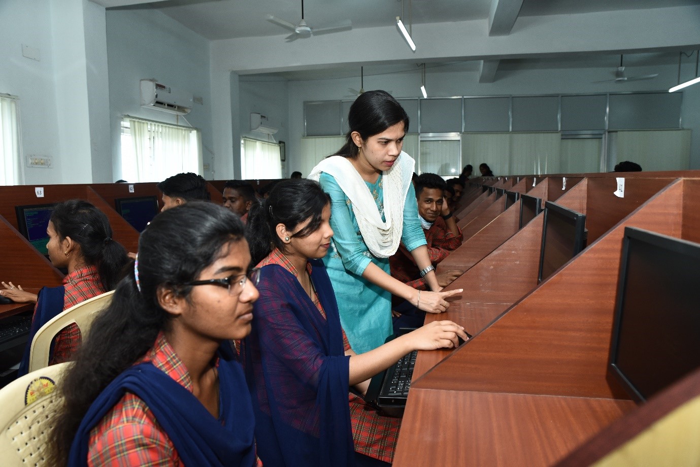 Raajdhani Engineering College | REC | Best Private Engineering College ...